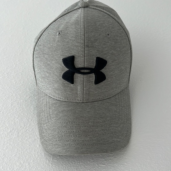 Under Armour | Accessories | Mens Under Armour Pro Fit Grey Cap | Poshmark